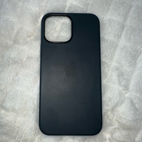 Apple | Cell Phones & Accessories | Iphone 3 Pro Max Mag Safe Apple ...